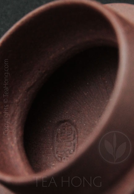 Bao Rong Jun — Panhu – Tea Hong 茶香行