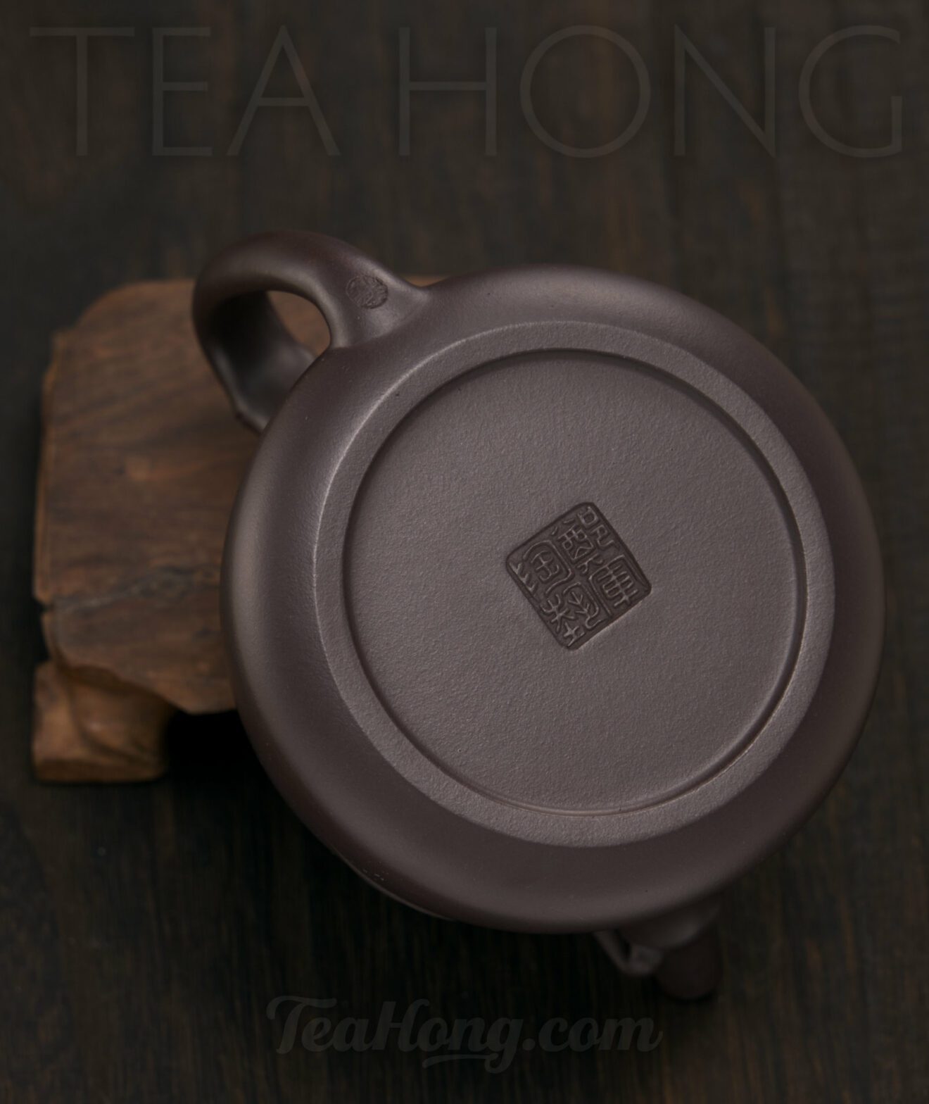 Zheng Jun: Tall Stone Ladle – Tea Hong