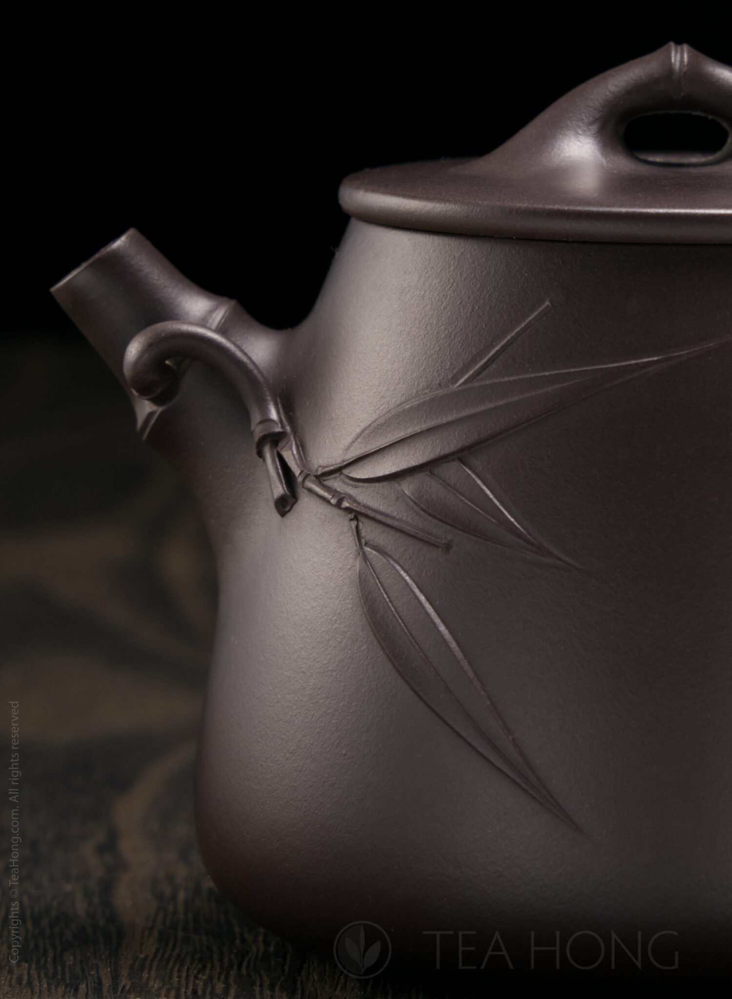 Zheng Jun: Tall Stone Ladle – Tea Hong